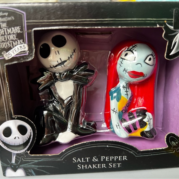 Disney | Kitchen | Salt And Pepper Shaker Nightmare Before Christmas ...